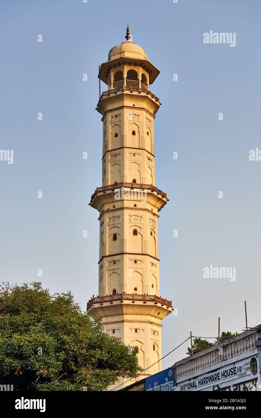 Swargasuli turm -Fotos und -Bildmaterial in hoher Auflösung – Alamy