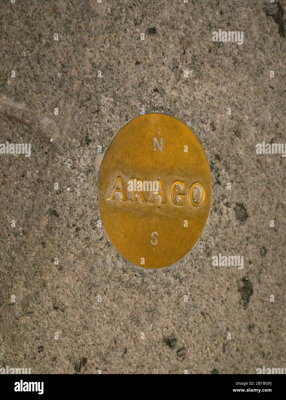 Meridian line paris -Fotos und -Bildmaterial in hoher Auflösung – Alamy