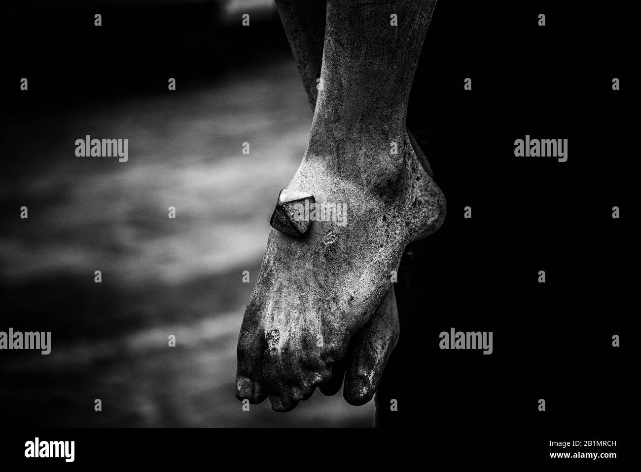 Crucifixion feet -Fotos und -Bildmaterial in hoher Auflösung – Alamy
