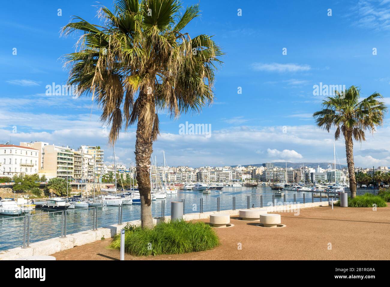Mittelmeer athen athen -Fotos und -Bildmaterial in hoher Auflösung – Alamy