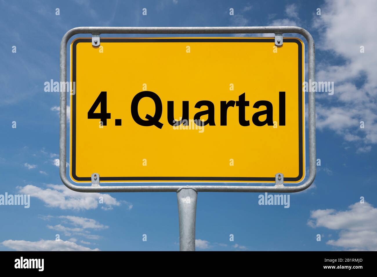 Beschriftung 4. Quaral (4. Quartal) auf einem Verkehrszeichen ...