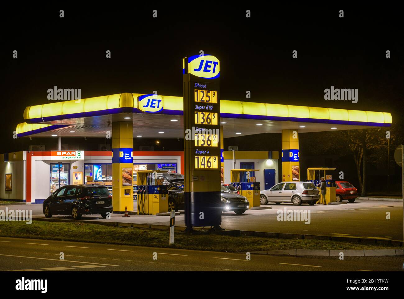 Jet tankstelle -Fotos und -Bildmaterial in hoher Auflösung – Alamy
