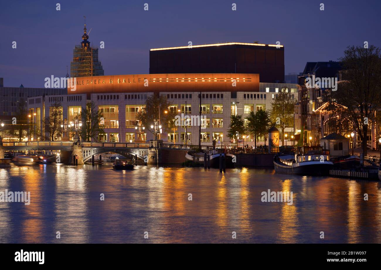Stopera amsterdam -Fotos und -Bildmaterial in hoher Auflösung – Alamy