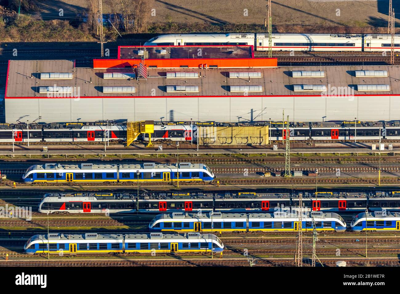 Trains aerial -Fotos und -Bildmaterial in hoher Auflösung – Alamy