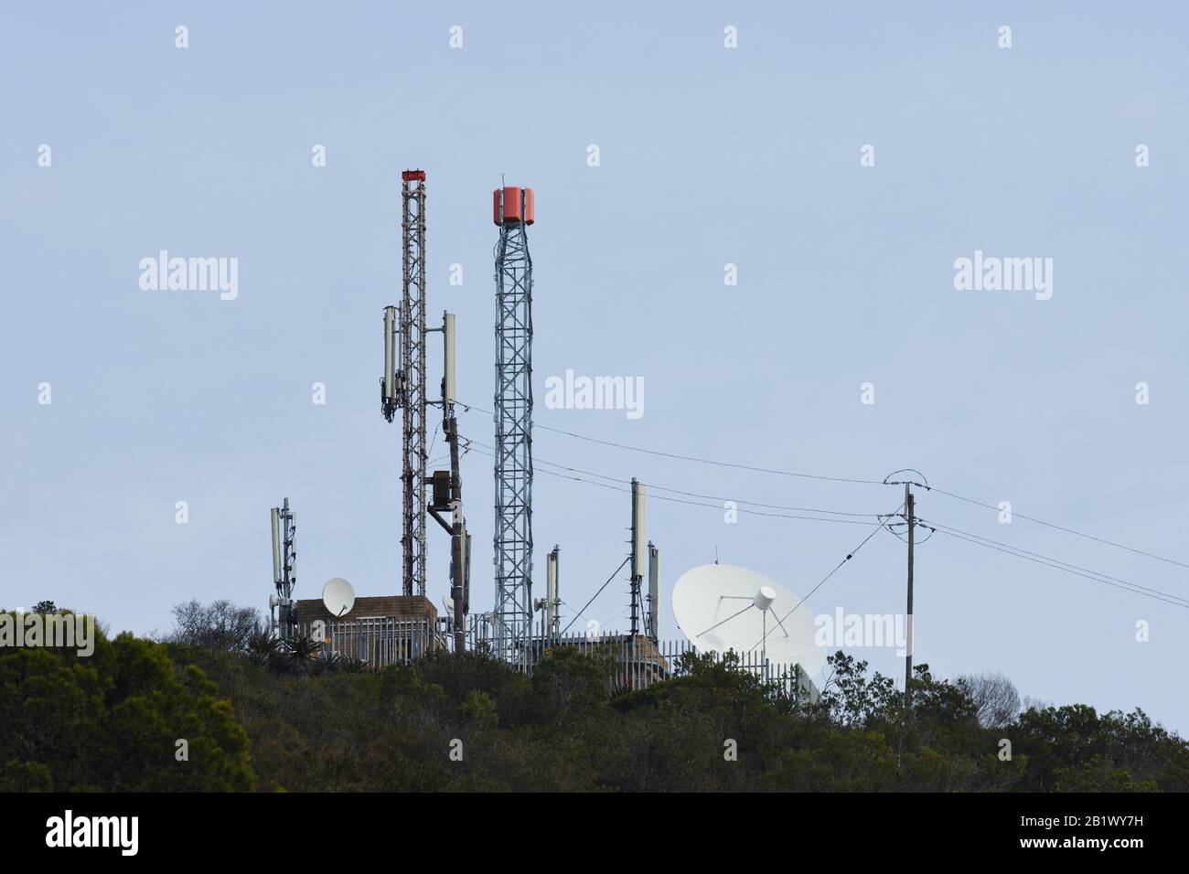 Radio link antenna -Fotos und -Bildmaterial in hoher Auflösung – Alamy