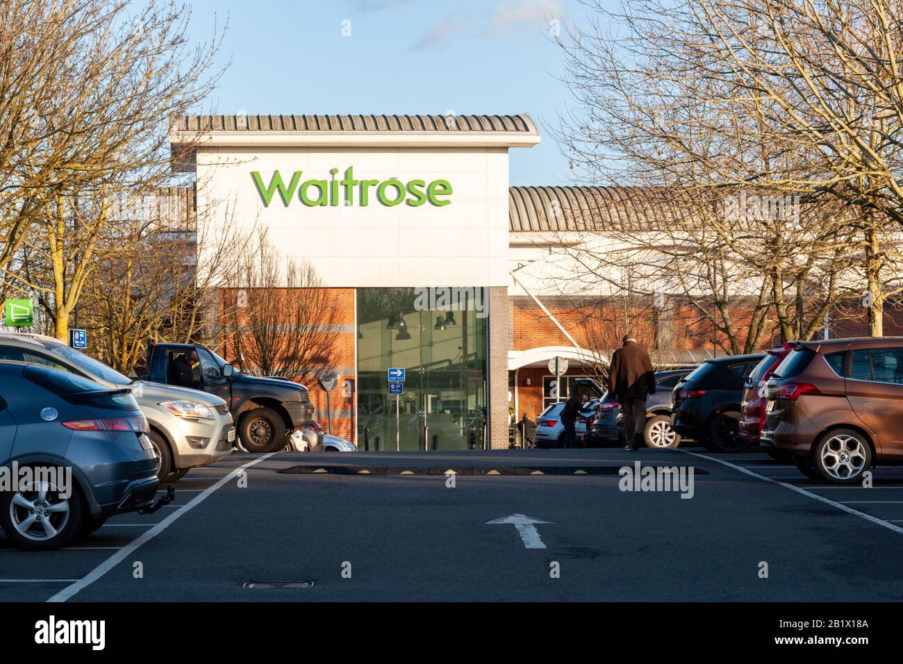 High class shop -Fotos und -Bildmaterial in hoher Auflösung – Alamy