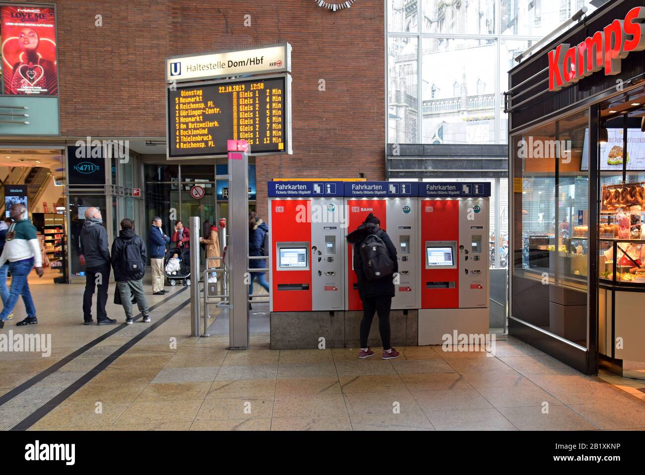 Koln hbf -Fotos und -Bildmaterial in hoher Auflösung – Alamy