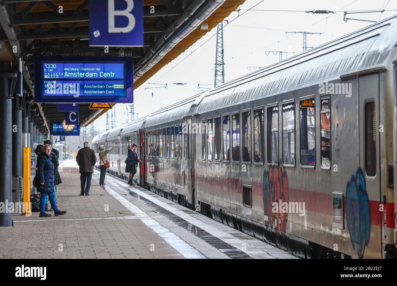 Intercity zug -Fotos und -Bildmaterial in hoher Auflösung – Alamy