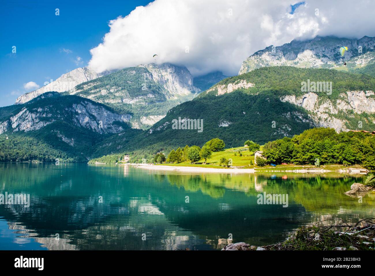 Anwesen in der montagna -Fotos und -Bildmaterial in hoher Auflösung – Alamy