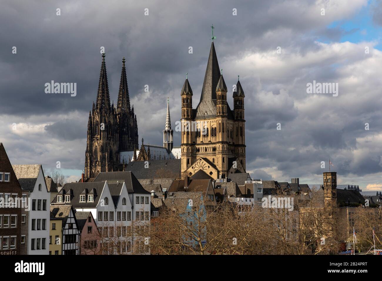 Kölner karneval dom -Fotos und -Bildmaterial in hoher Auflösung – Alamy