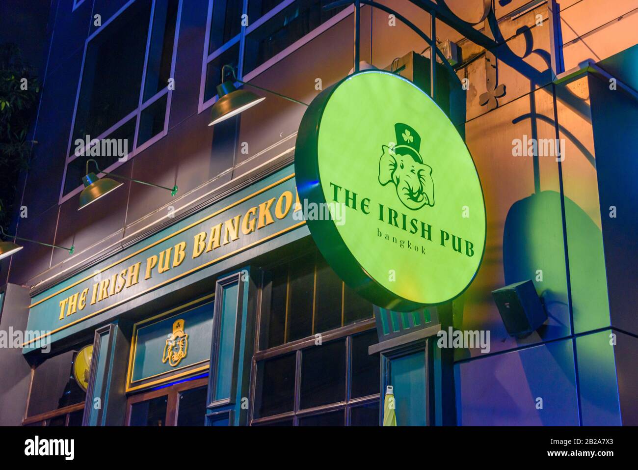 Irische bar thailand -Fotos und -Bildmaterial in hoher Auflösung – Alamy