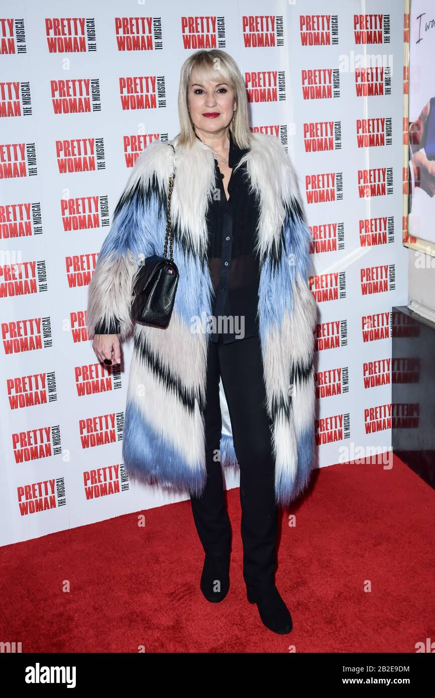 Carly rowena -Fotos und -Bildmaterial in hoher Auflösung – Alamy