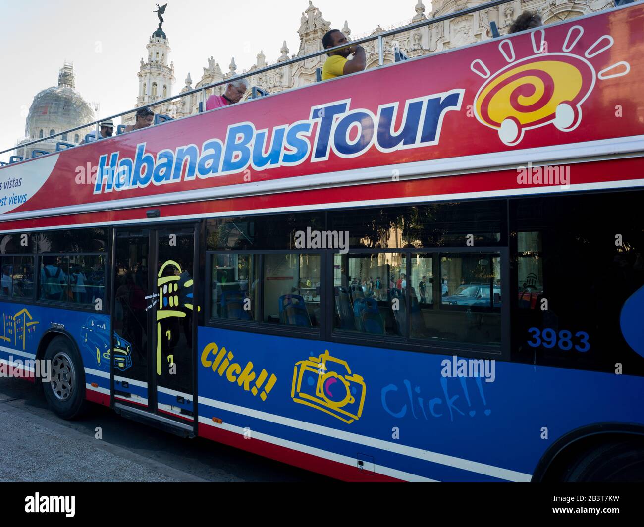 Bus cuba buses -Fotos und -Bildmaterial in hoher Auflösung - Seite 2 ...