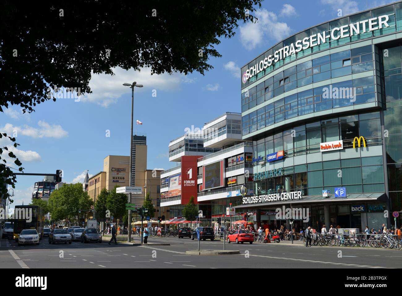 Shopping mall berlin steglitz schloss -Fotos und -Bildmaterial in hoher ...