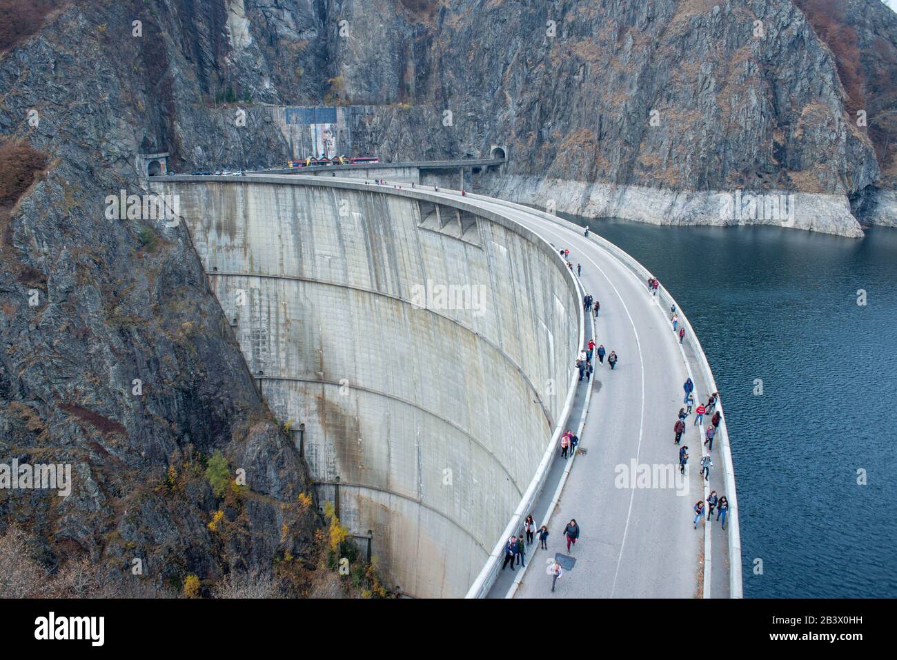 Staudamm und wasserkraftwerk -Fotos und -Bildmaterial in hoher ...