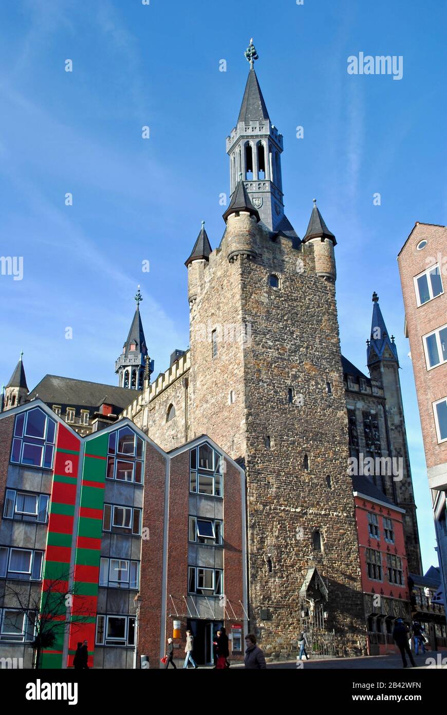 Der Aachener Rathaus Granusturm (Granusturm) ist der älteste erhaltene ...