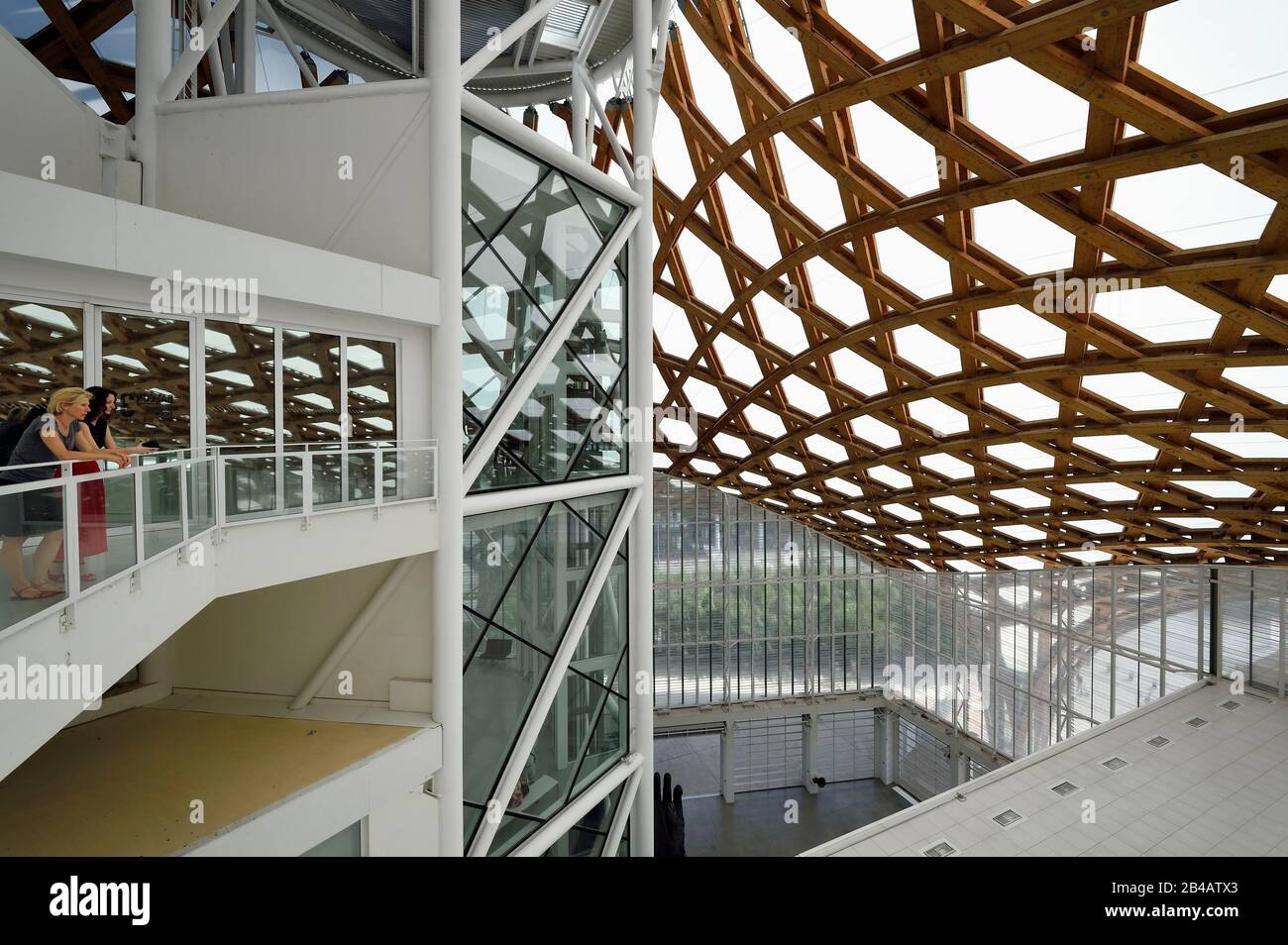 Art center designed by architects shigeru ban jean de gastines -Fotos ...
