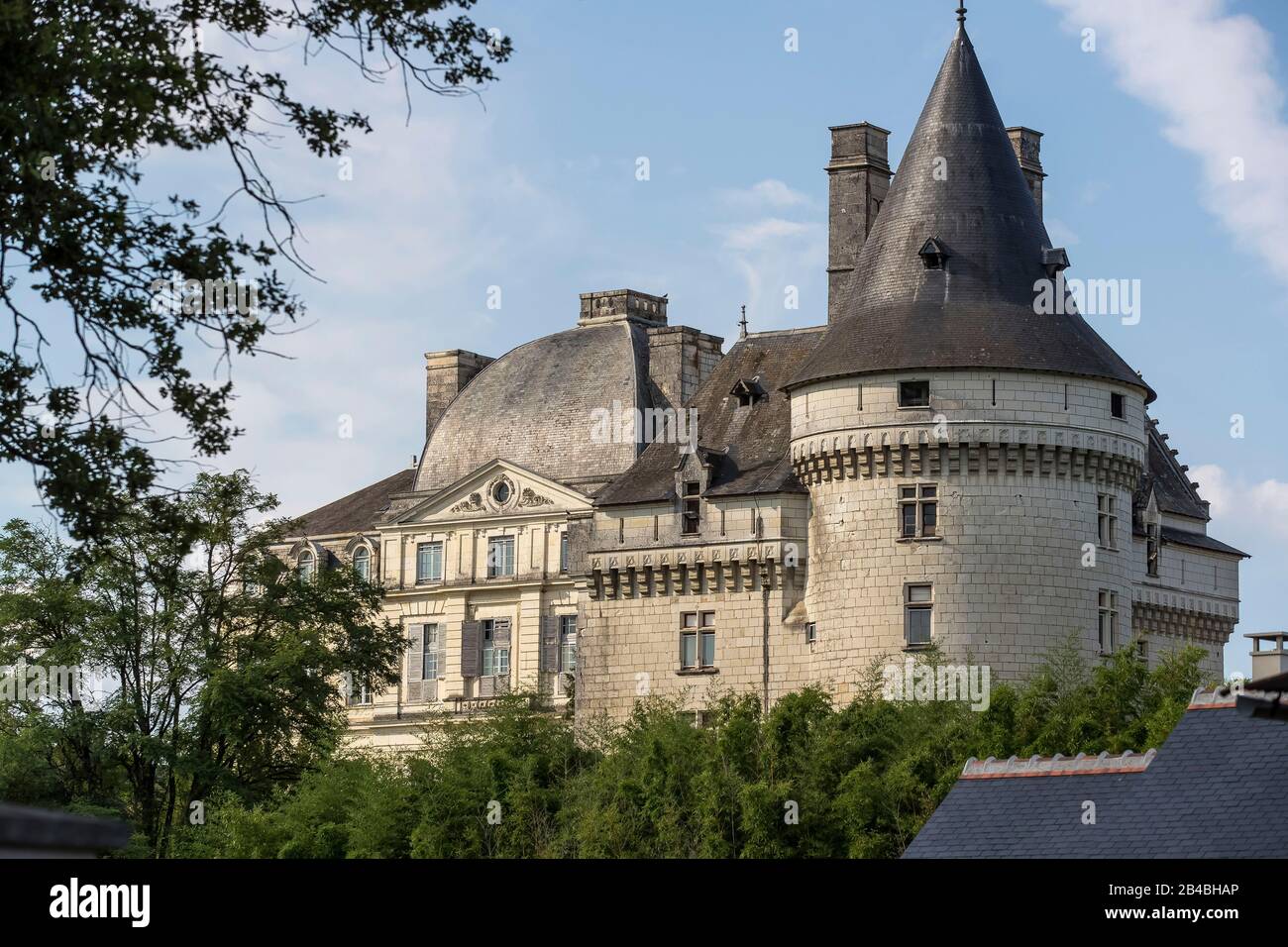 Burg verneuil -Fotos und -Bildmaterial in hoher Auflösung – Alamy