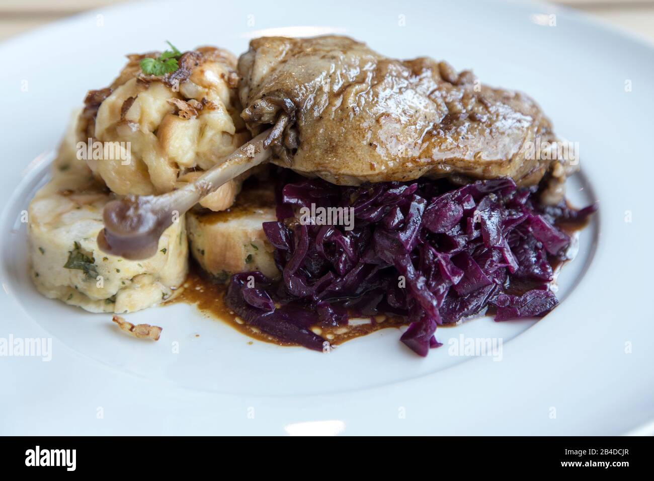 Entenbraten mit rotkohl -Fotos und -Bildmaterial in hoher Auflösung – Alamy