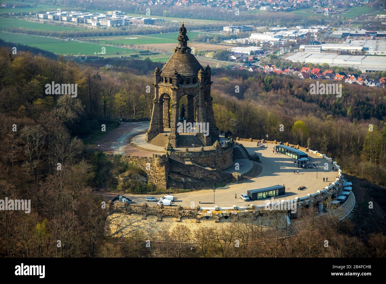 Luftaufnahme des Denkmals Kaiser Wilhelm Denkmal an der Porta ...