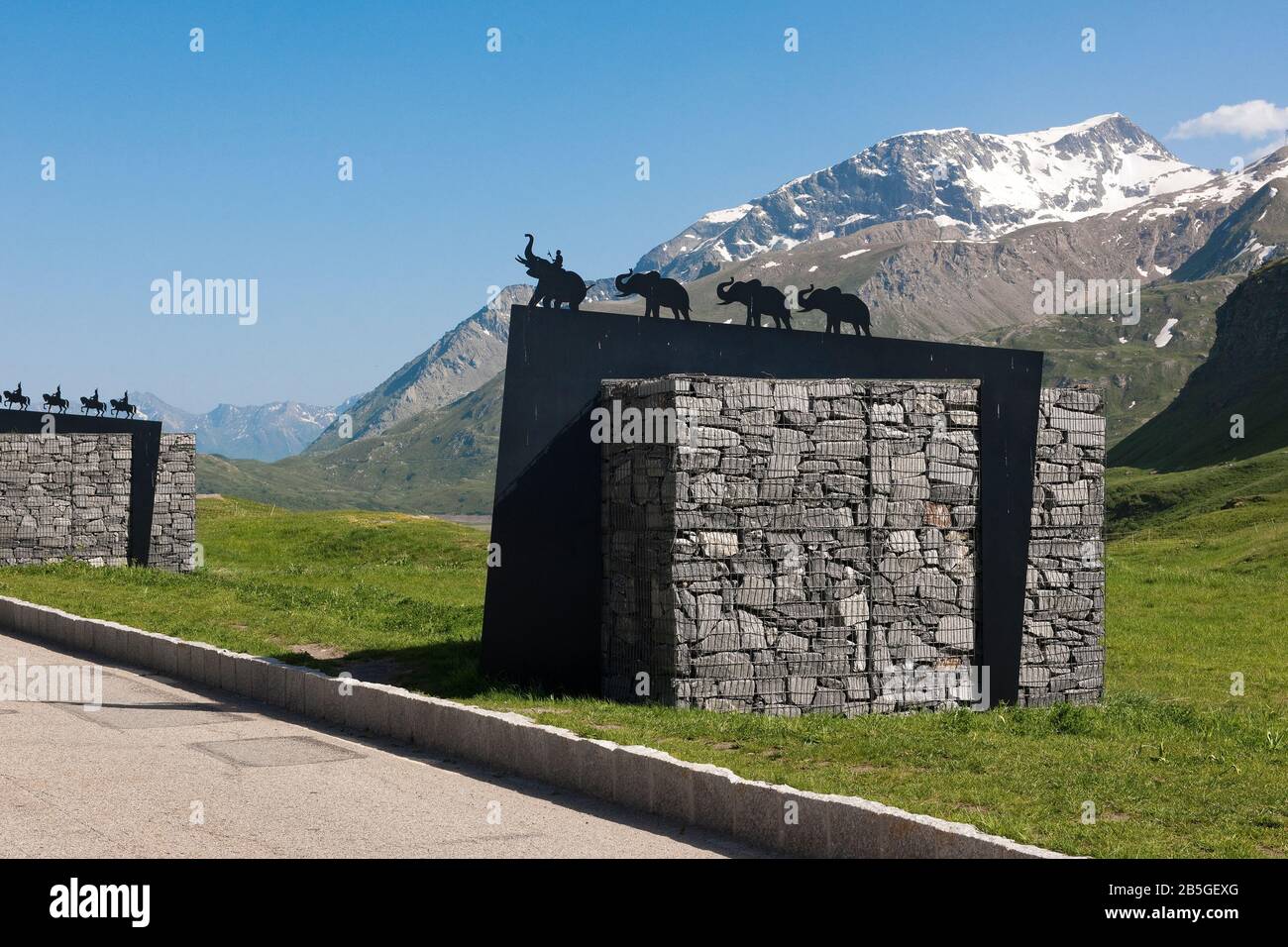 Hannibal denkmal -Fotos und -Bildmaterial in hoher Auflösung – Alamy
