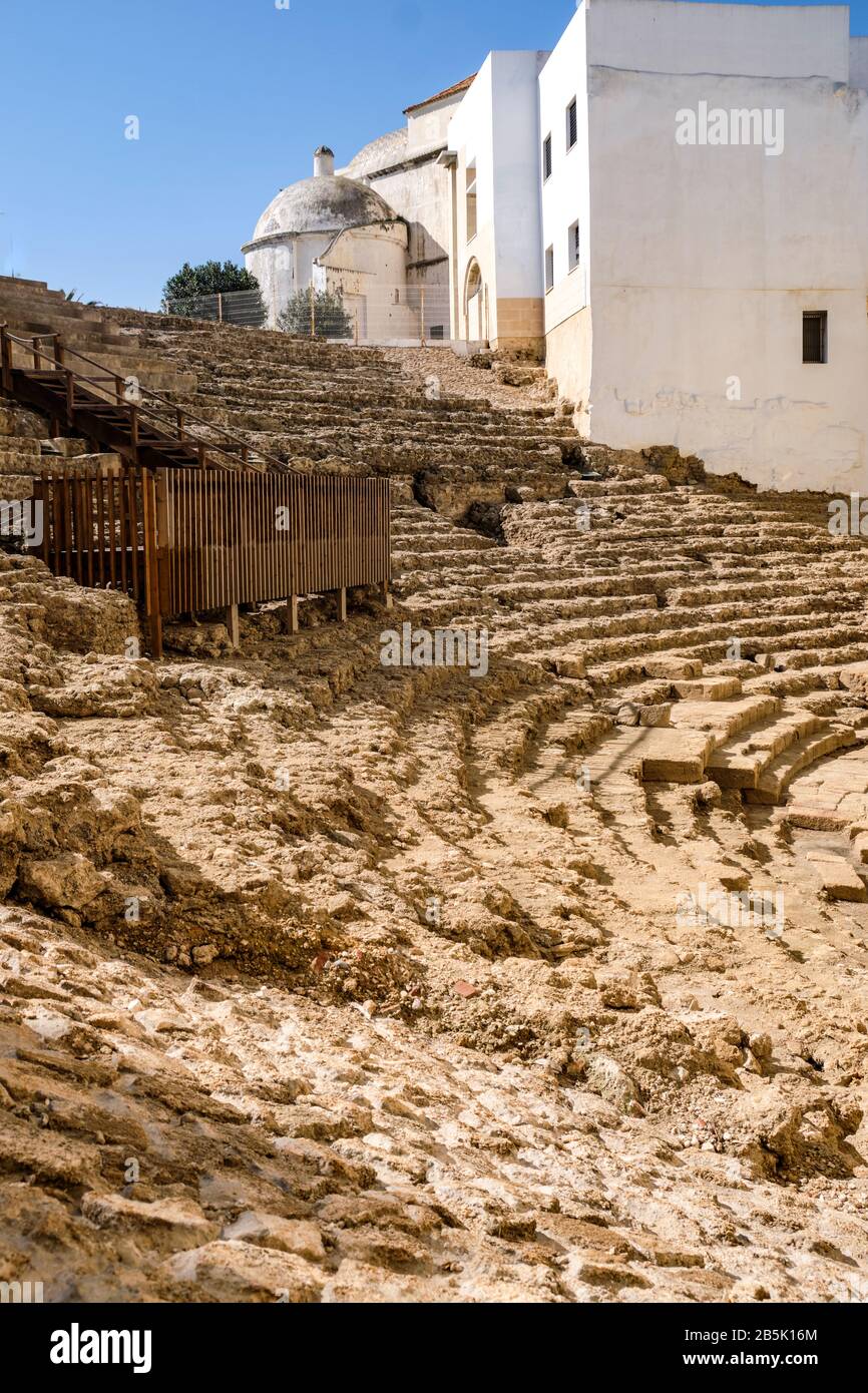 Roman Theater Cadiz City Cadiz Stockfotos und -bilder Kaufen - Alamy