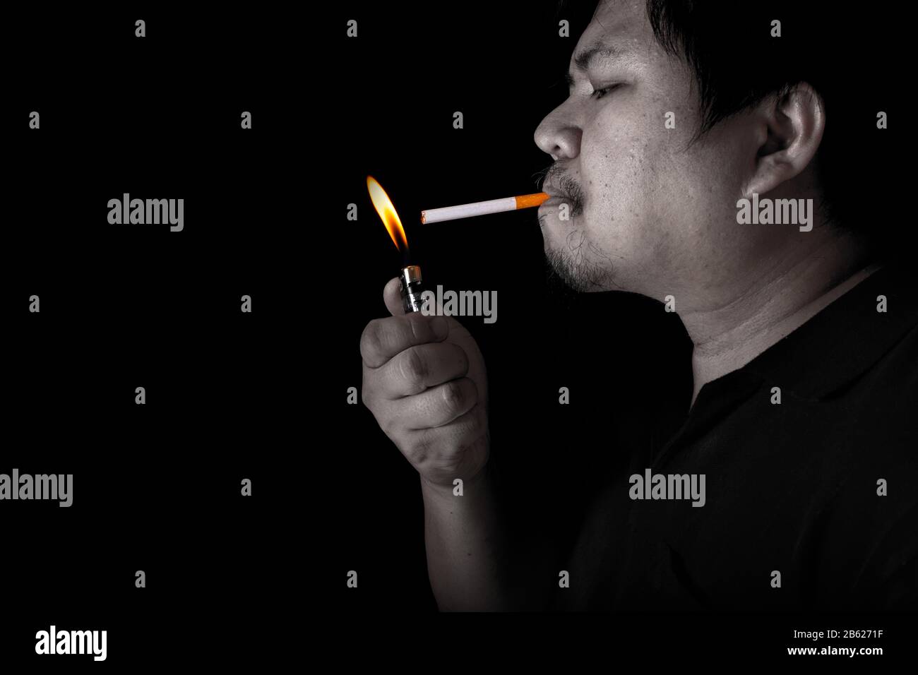 Dicker Mann Rauchen Stockfotos und -bilder Kaufen - Alamy