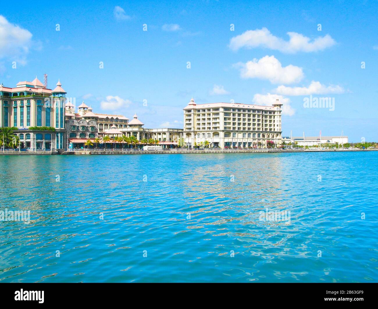 View port louis capital mauritius -Fotos und -Bildmaterial in hoher ...