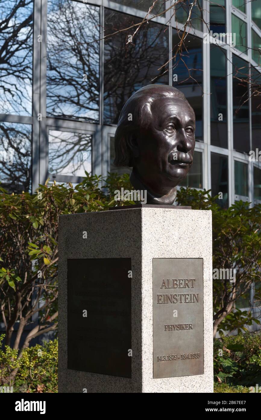 Albert Einstein Strasse 7
