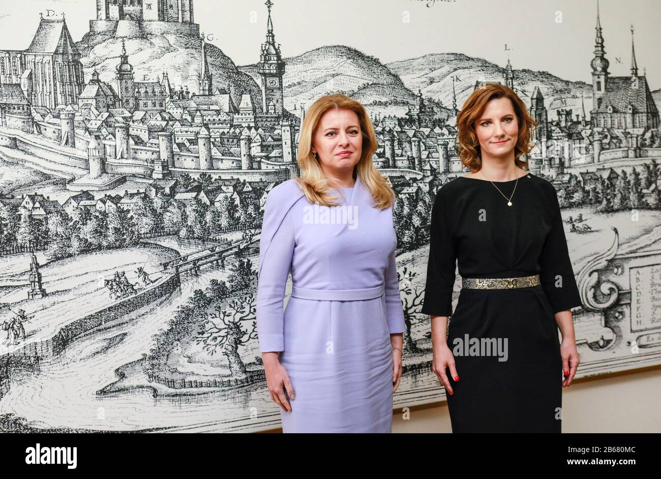 Die slowakische Präsidentin Zuzana Caputova (links) trifft die Brünner ... Die slowakische Präsidentin Zuzana Caputova (links) trifft die Brünner ...