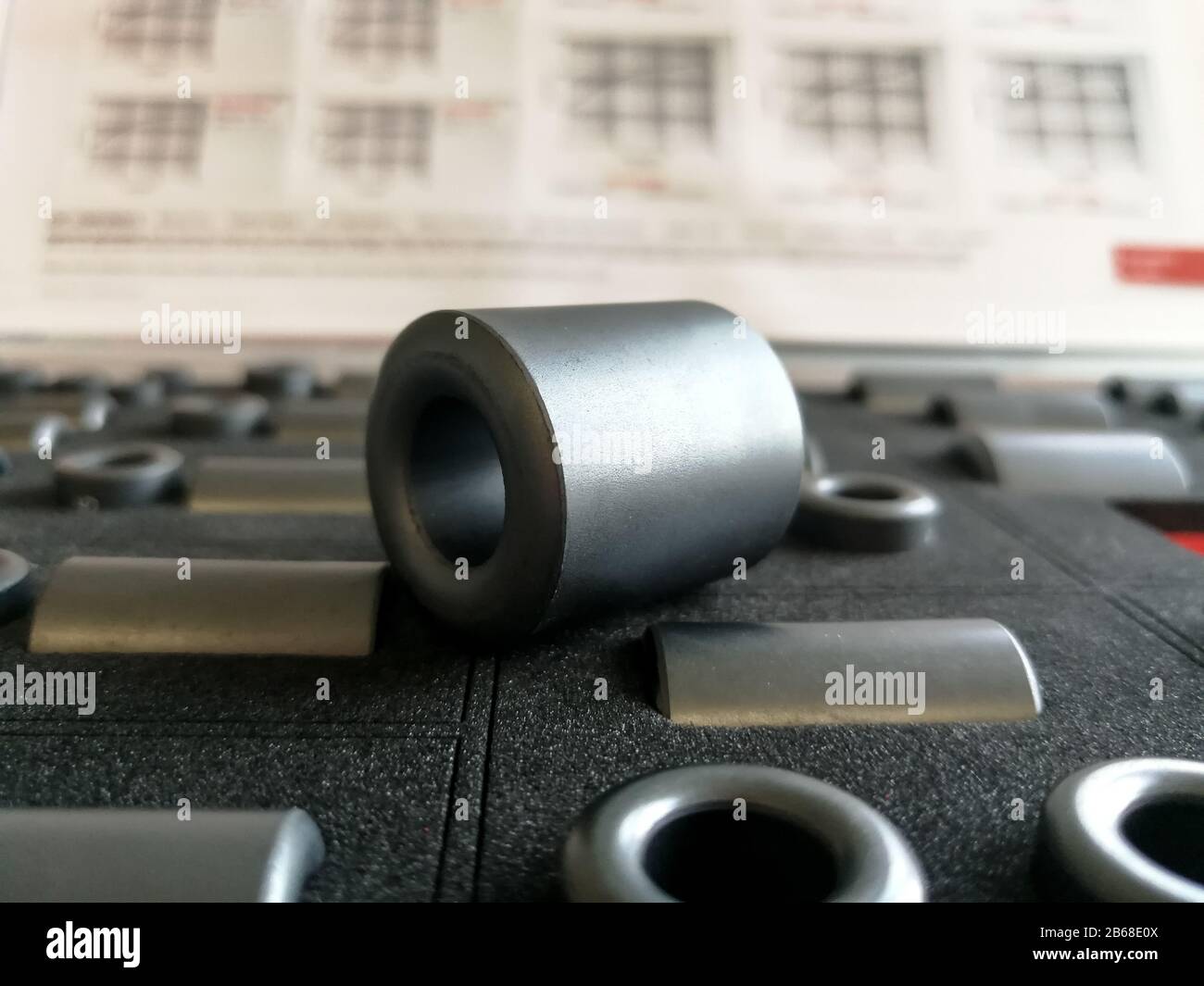 Ferrite clamp -Fotos und -Bildmaterial in hoher Auflösung – Alamy