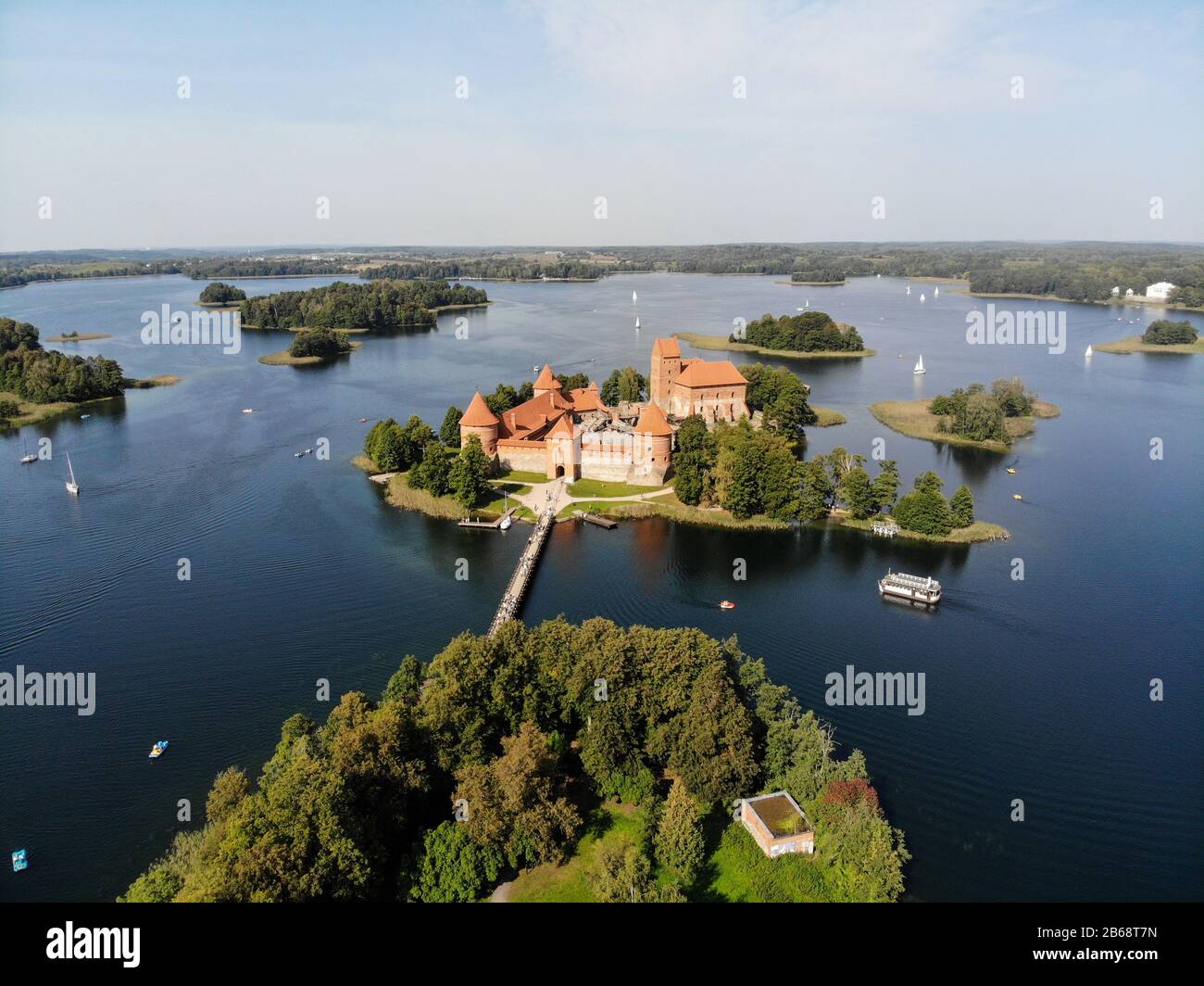 Trakai castle aerial -Fotos und -Bildmaterial in hoher Auflösung – Alamy