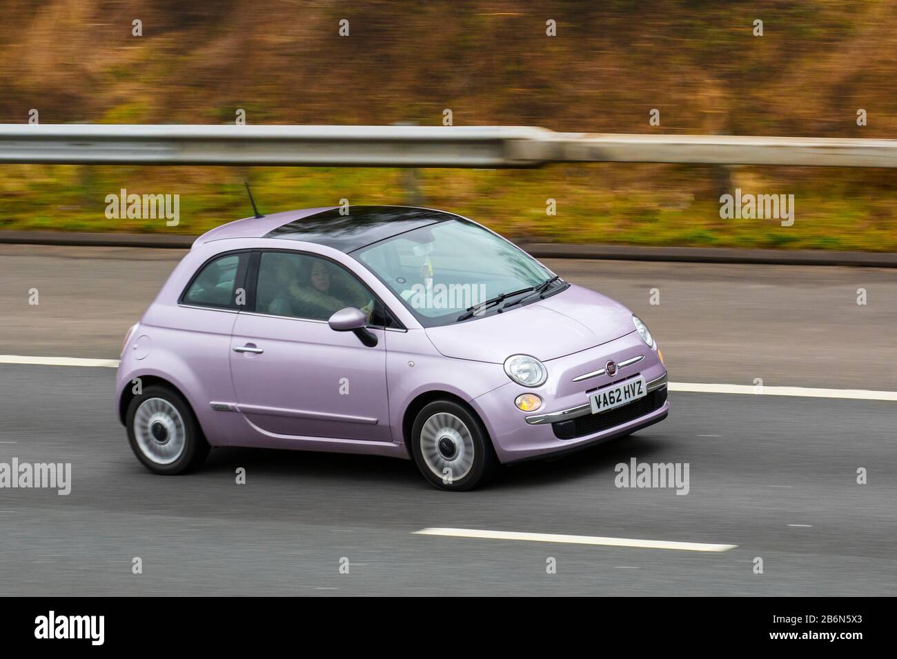 Pink Fiat 500 Car Stockfotos und -bilder Kaufen - Alamy