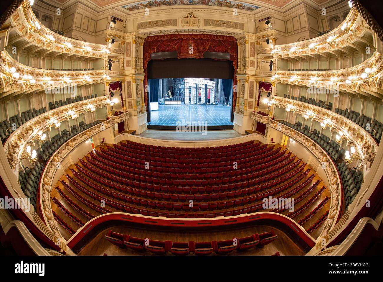 Die semperoper innen -Fotos und -Bildmaterial in hoher Auflösung – Alamy