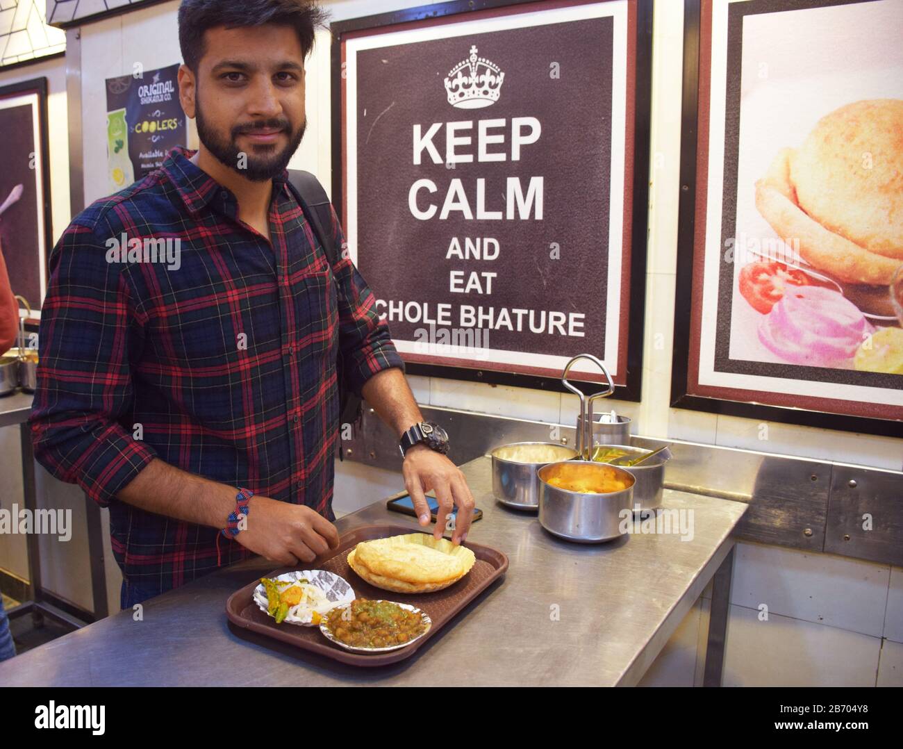 Sita ram deewan chand chole bhature -Fotos und -Bildmaterial in hoher ...