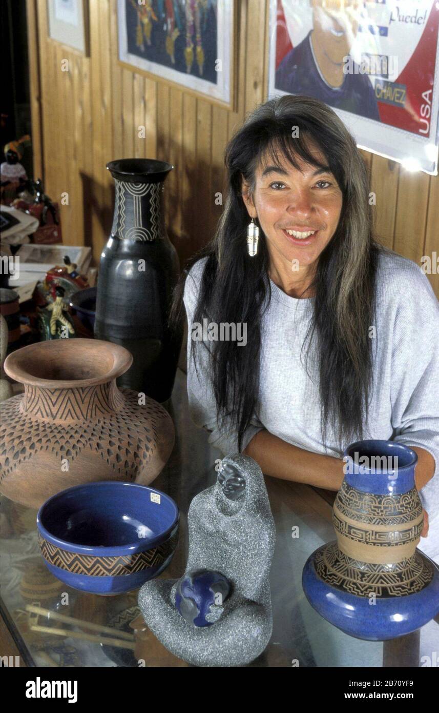 Madre del mundo -Fotos und -Bildmaterial in hoher Auflösung – Alamy