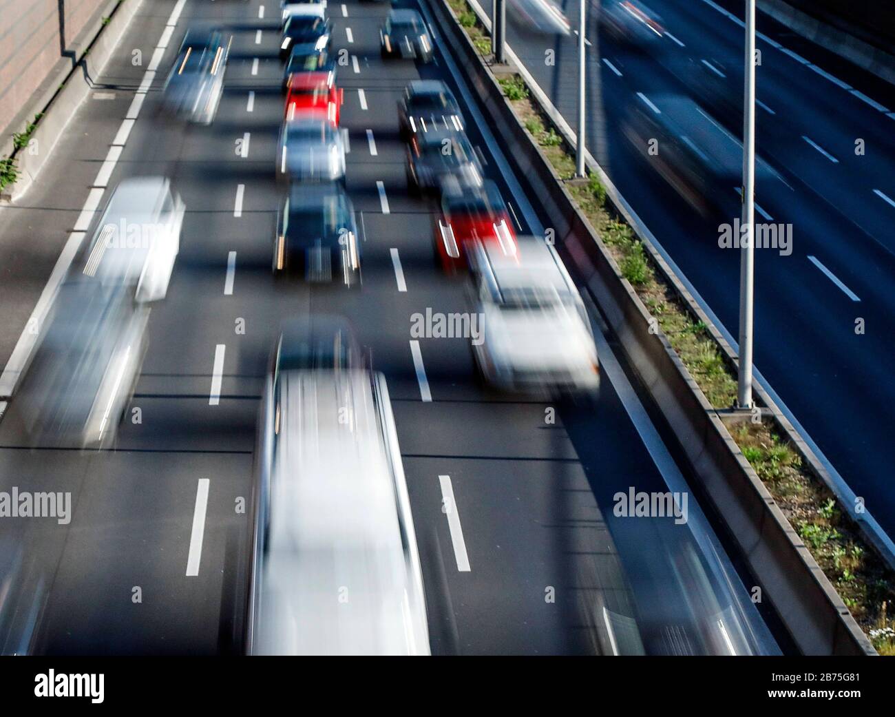 Autobahn a100 -Fotos und -Bildmaterial in hoher Auflösung – Alamy