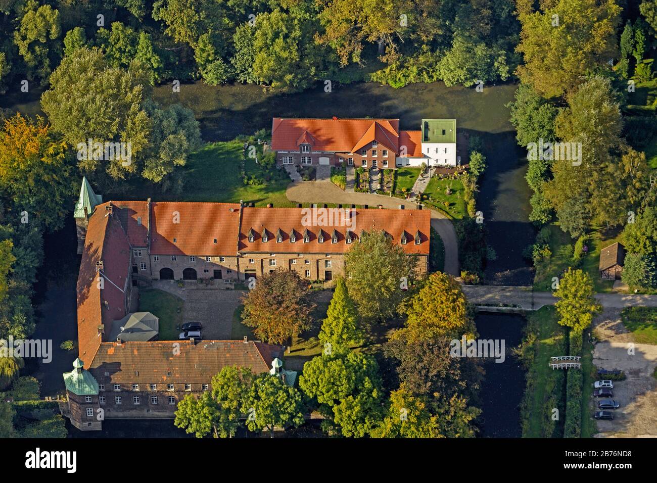 , Castrop Rauxel, Schloss Bladenhorst, 01.10.2012, Luftbild ...