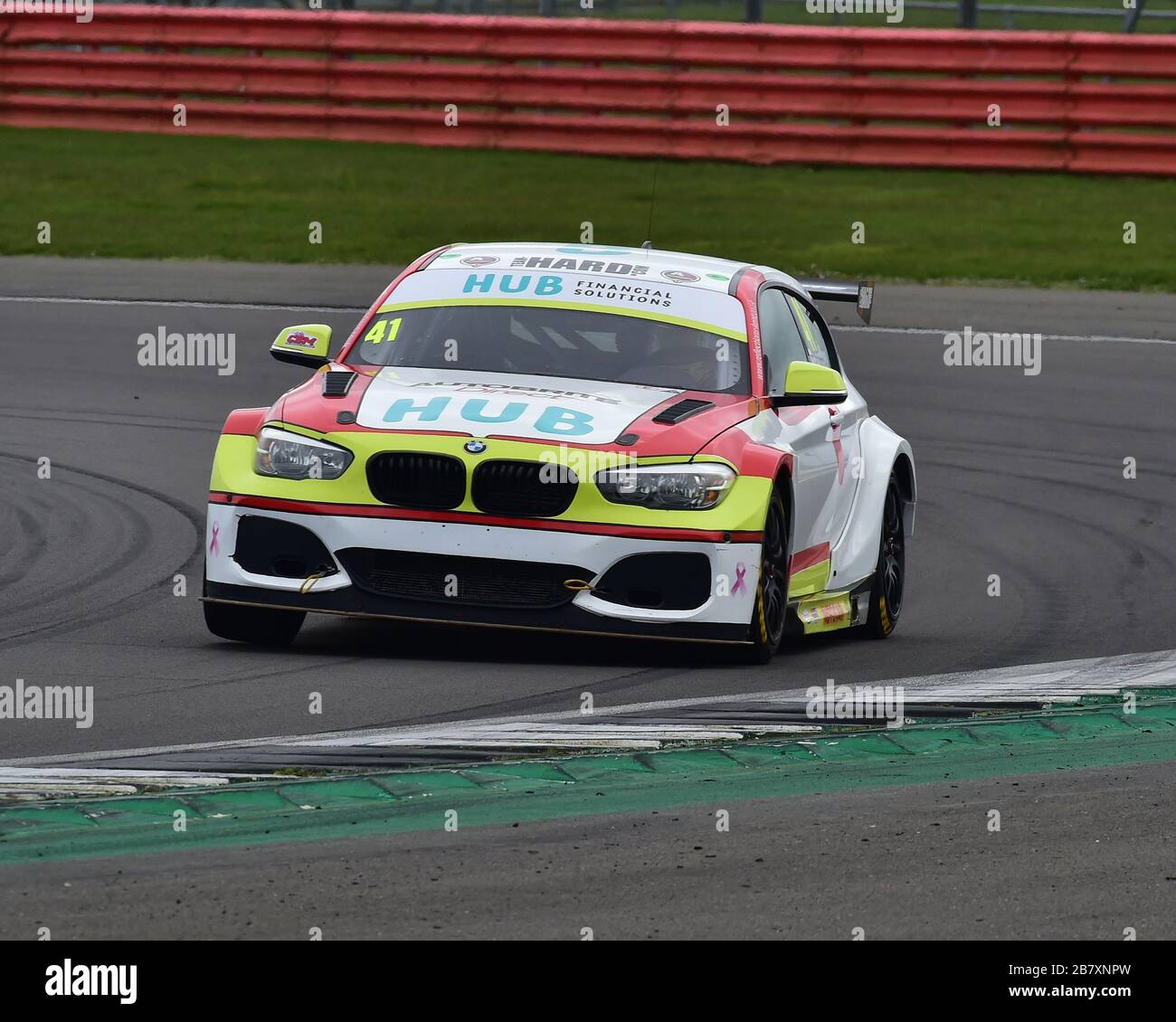 Carl Boardley, BMW 125i M Sport, HUB Financial Services mit Team HARD ...