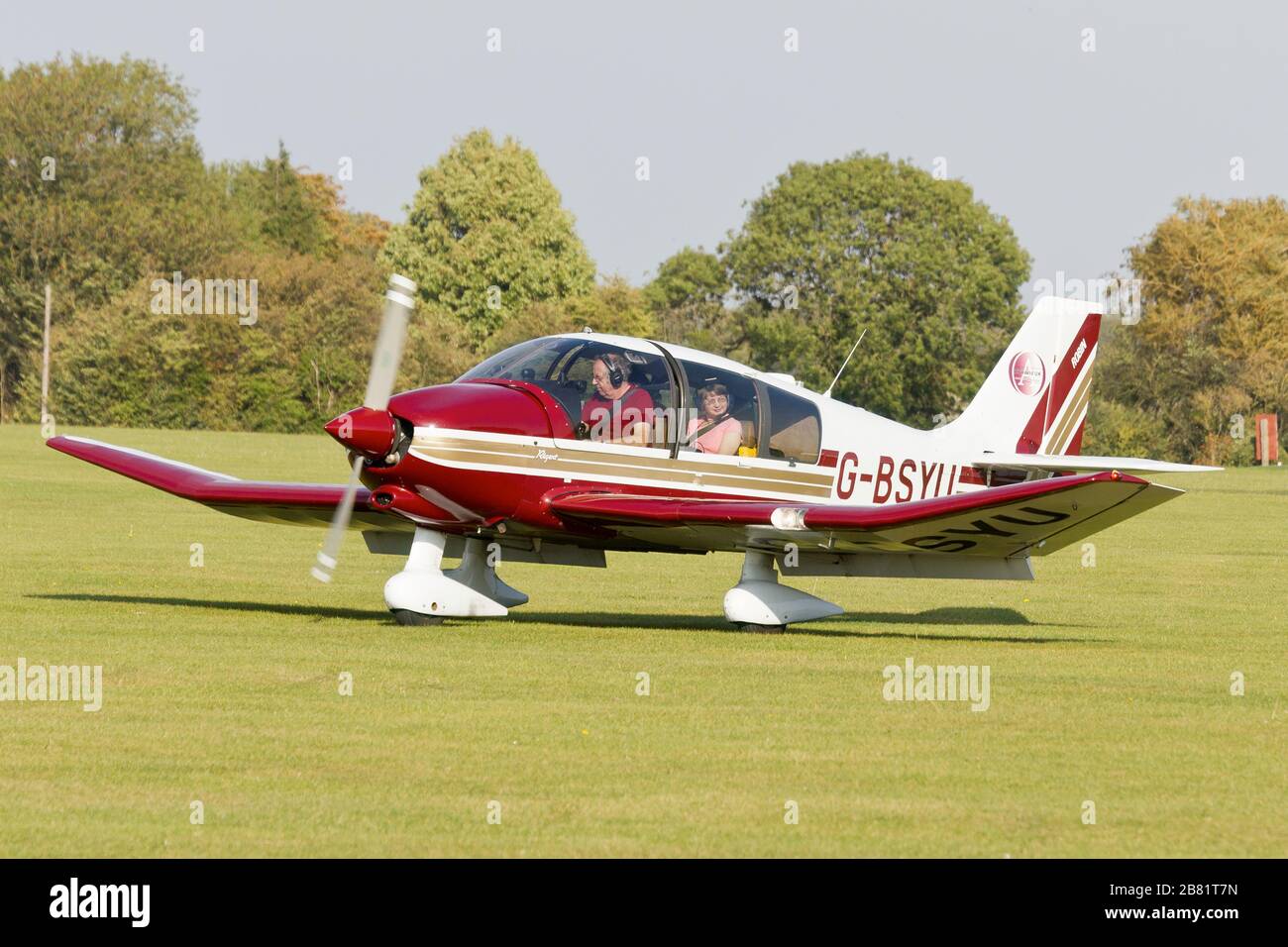Robin aircraft -Fotos und -Bildmaterial in hoher Auflösung – Alamy