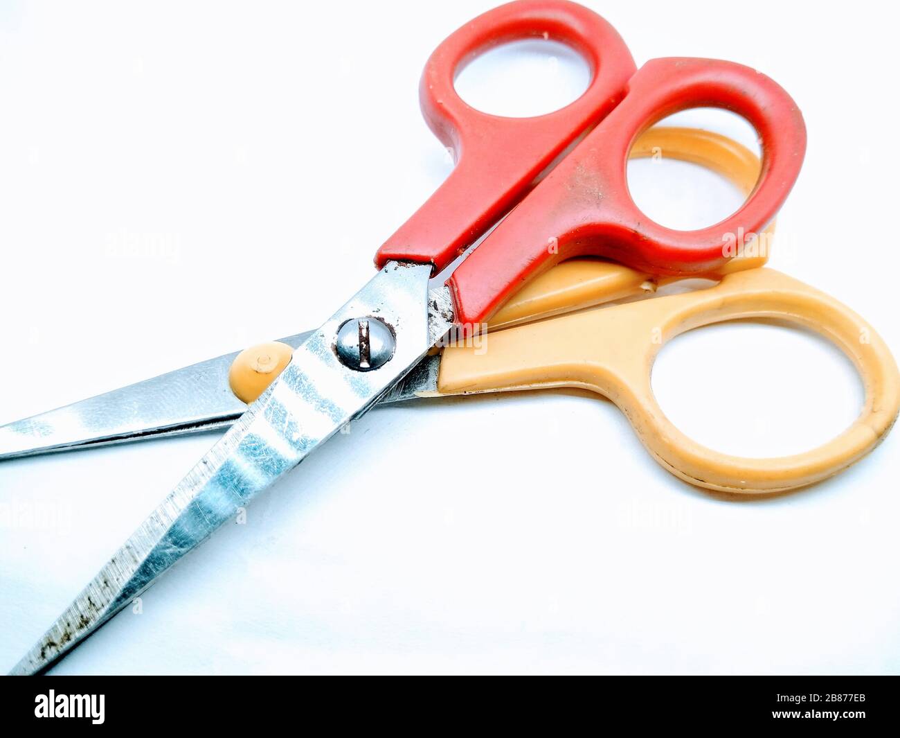 Schere Symbol Mit Trennlinie Stockfotos und -bilder Kaufen - Alamy