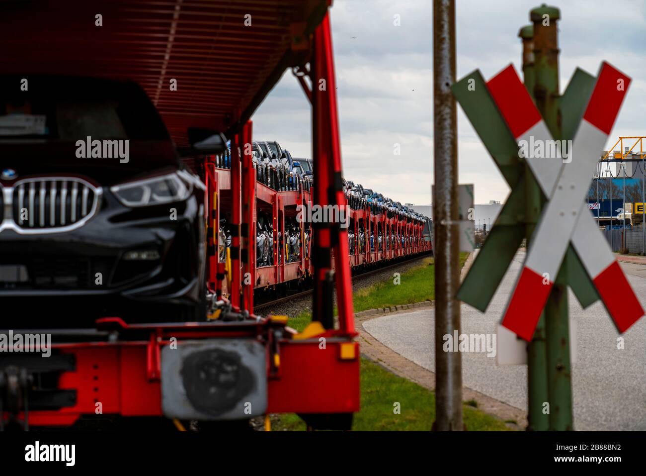 Bmw shipping -Fotos und -Bildmaterial in hoher Auflösung – Alamy