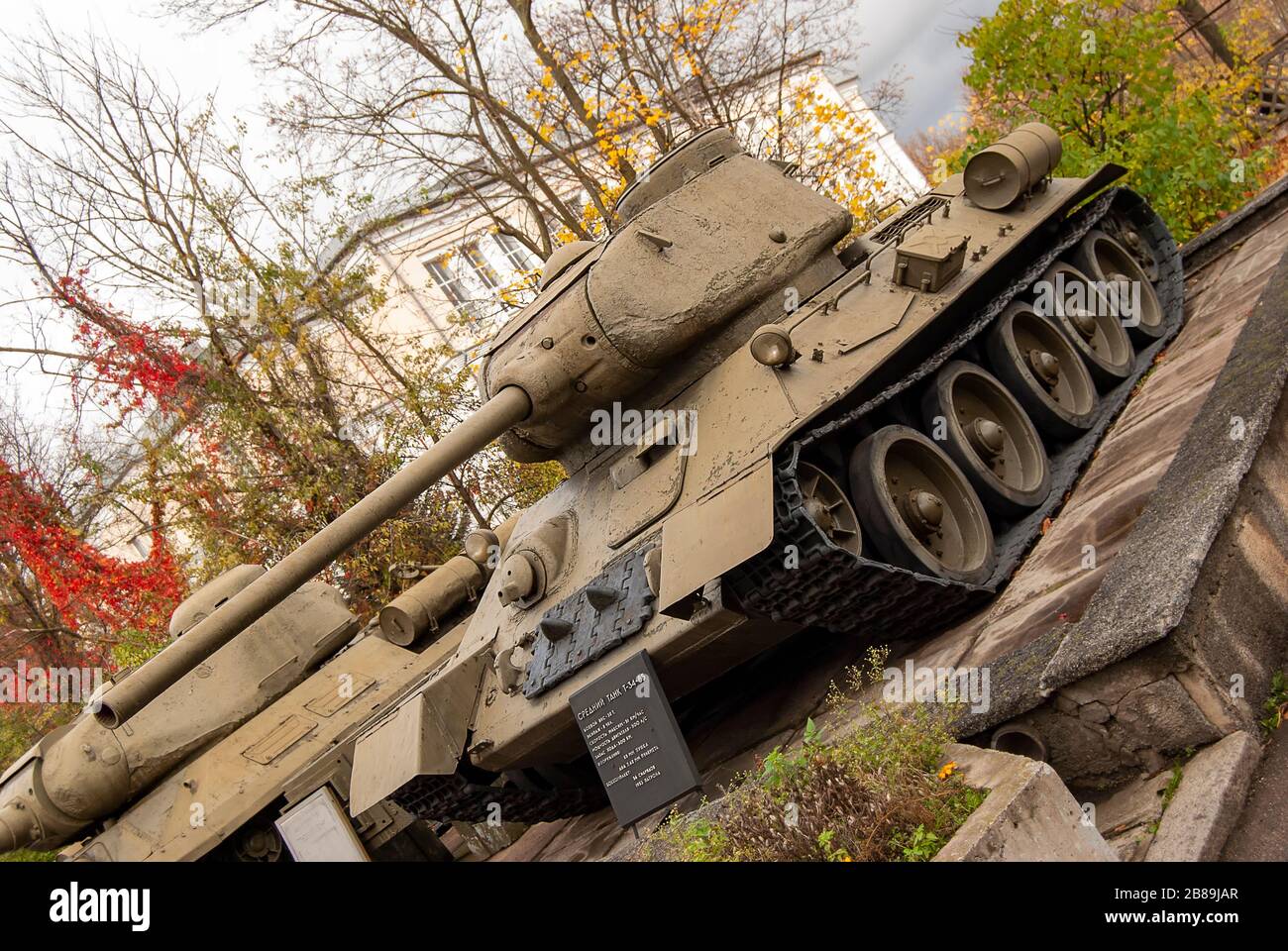 T 34 sowjetische panzer -Fotos und -Bildmaterial in hoher Auflösung – Alamy