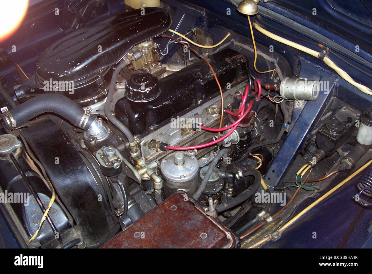 Gaz 24 wolga motor -Fotos und -Bildmaterial in hoher Auflösung – Alamy