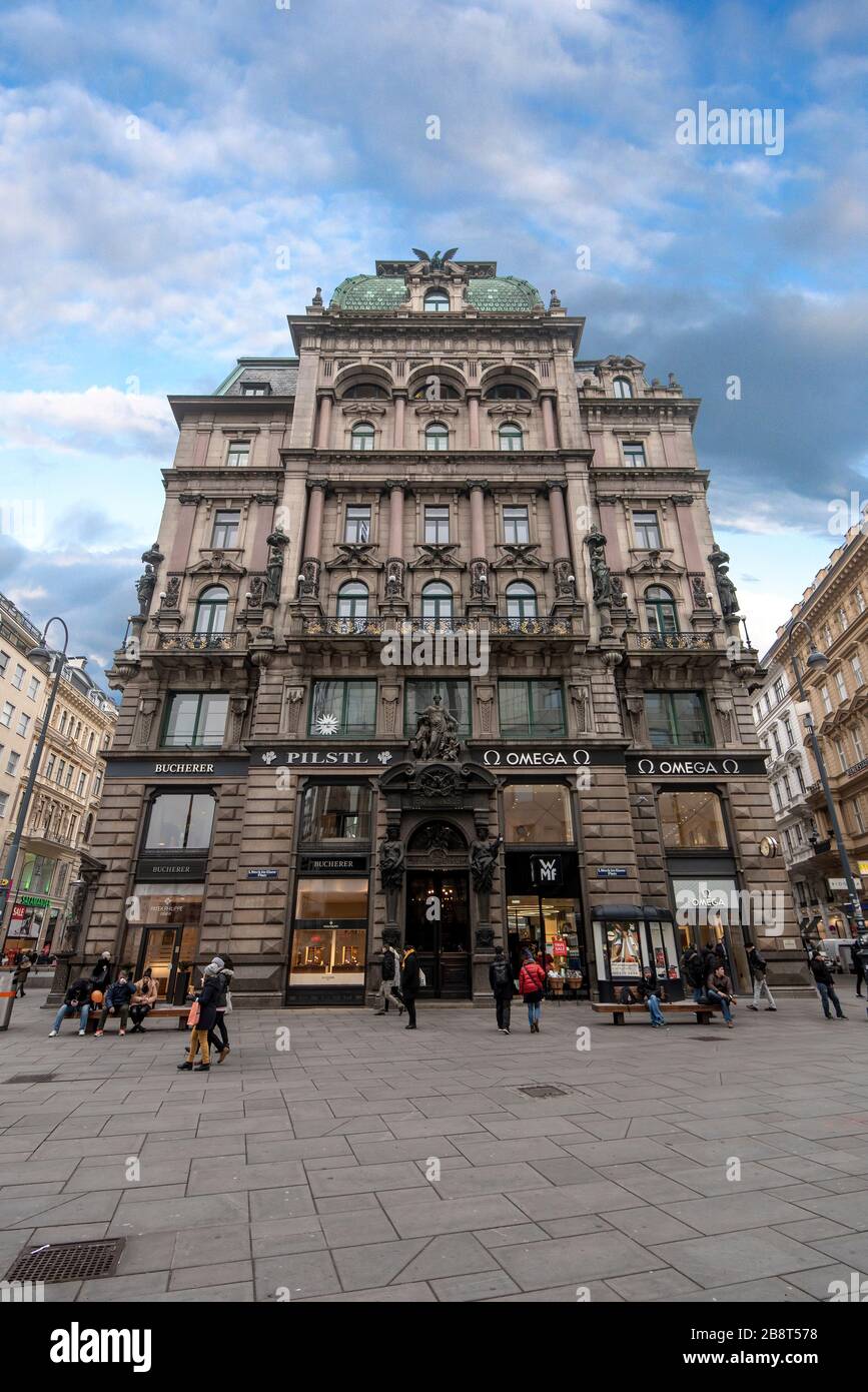Wien, Österreich. Stock im Eisen, schönes altes Barockhaus am ...