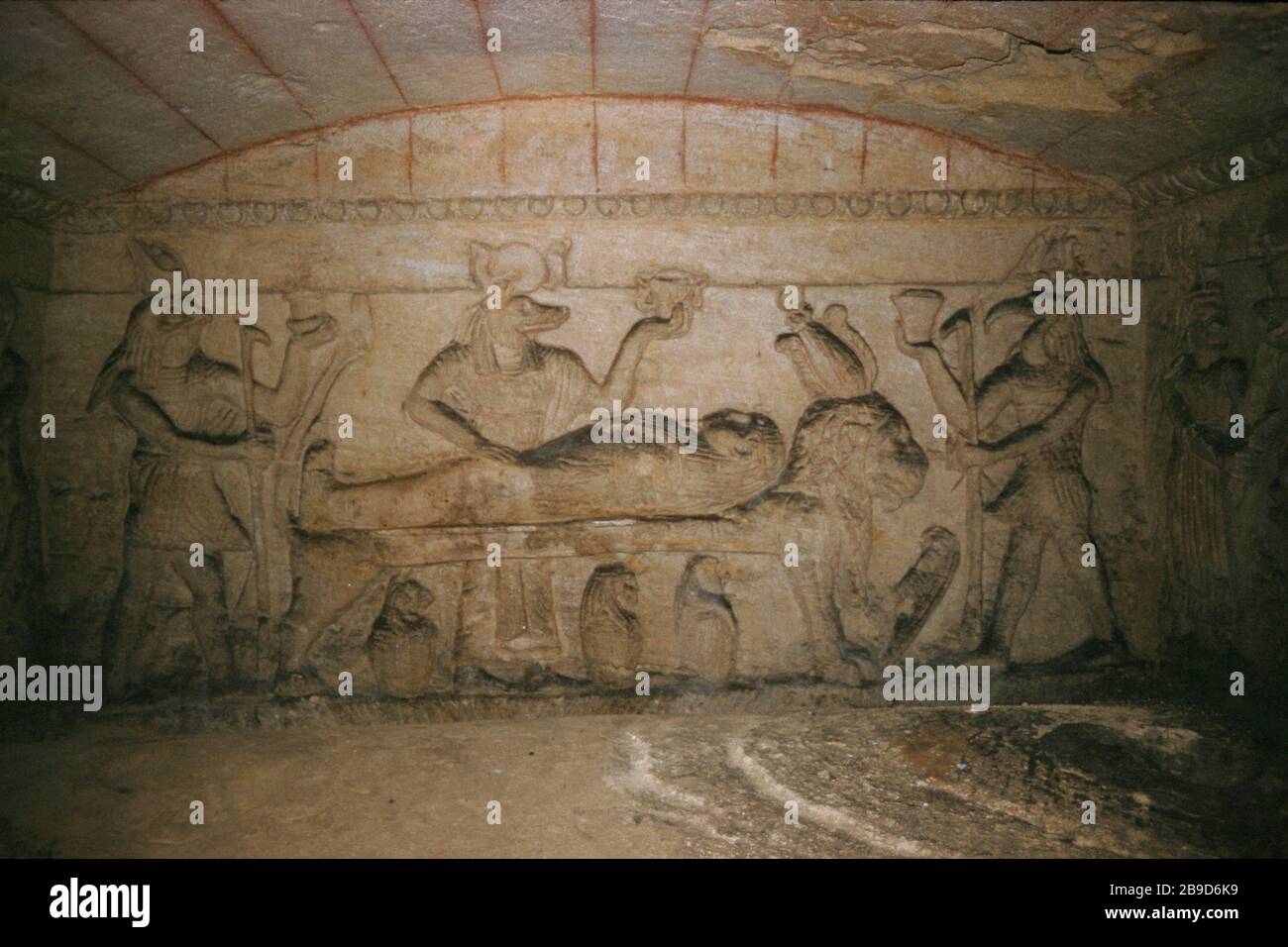 Crypt With Mummies Stockfotos und -bilder Kaufen - Alamy