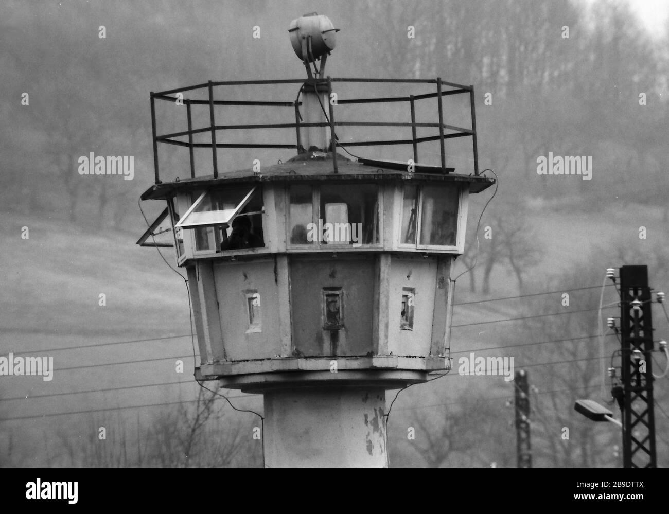 Grenzturm und todesstreifen an der innerdeutschen grenze -Fotos und ...