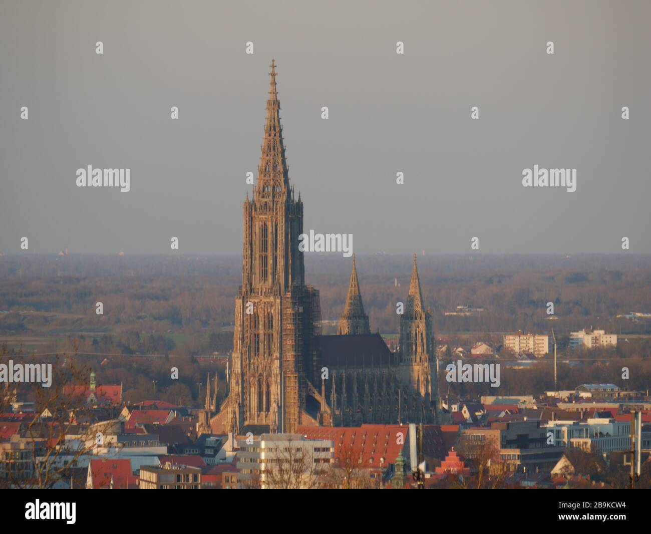Ulm: Der Dom "Ulmer Münster" ist die größte Kirche der Welt ...