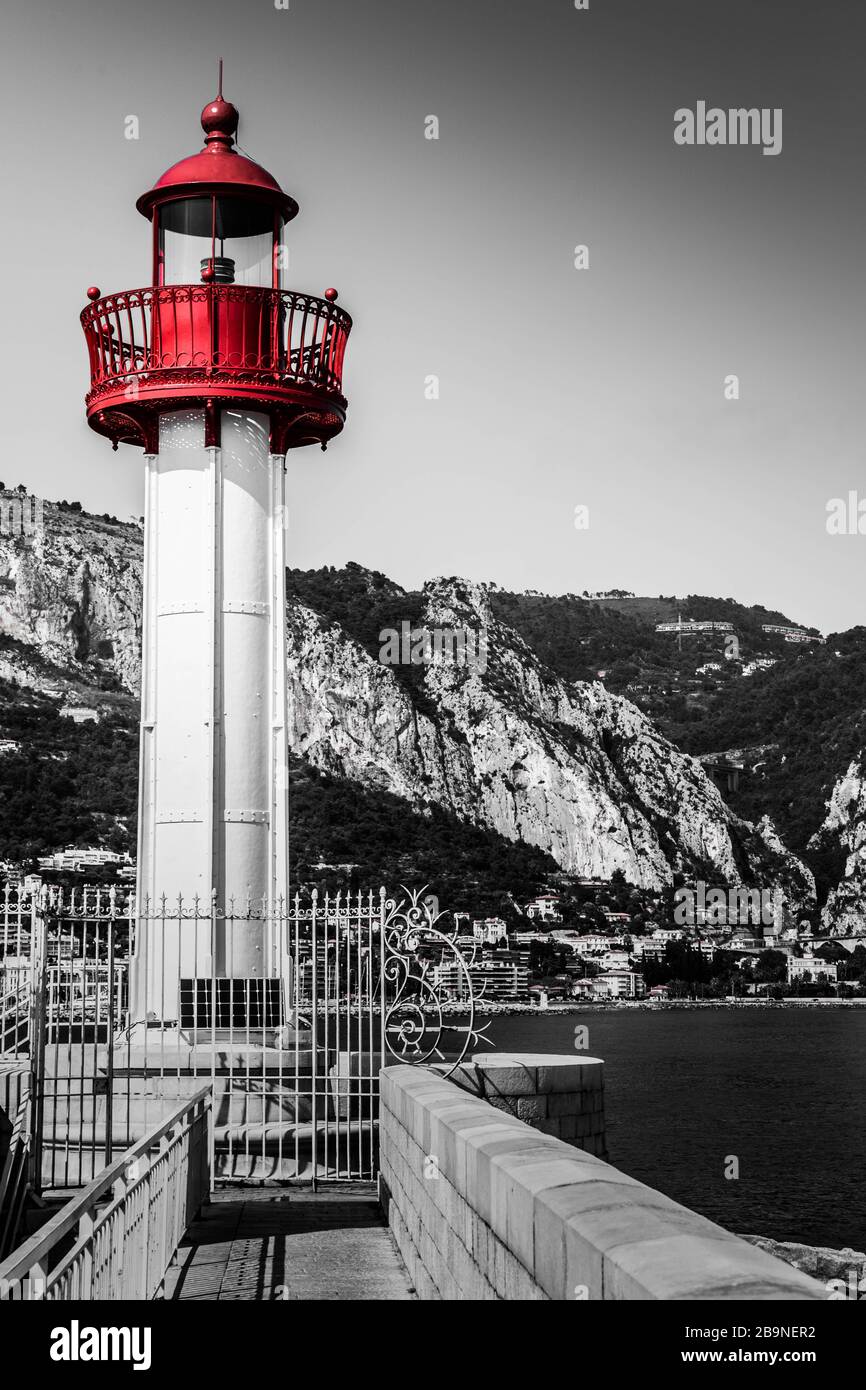 Schwarzer und roter leuchtturm Stockfotos und -bilder Kaufen - Alamy