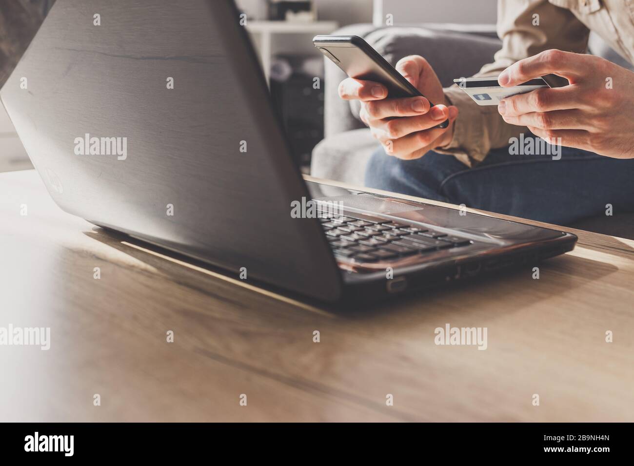 Sichere Bezahlung Stockfotos und -bilder Kaufen - Alamy